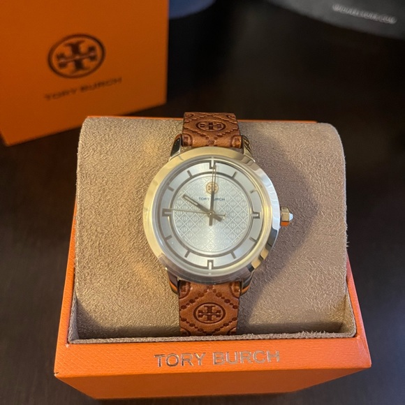 Tory Burch | Accessories | New Tory Burch Women The Tory Monogram ...